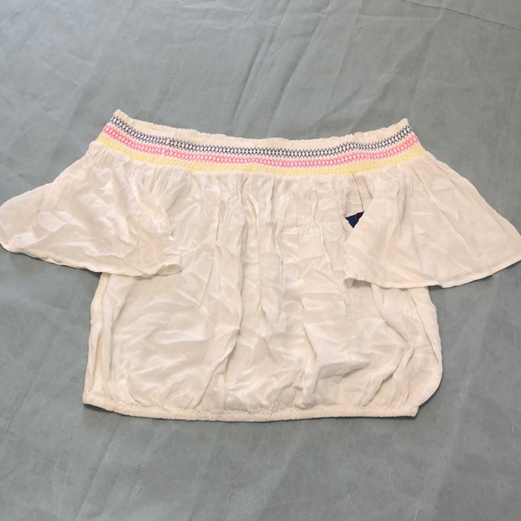 Arizona Jean Company | Tops | Arizona Crop Top Nwt Size L | Poshmark